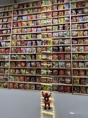 THE RAMYUN LIBRARY - Updated August 2024 - 115 Photos & 40 Reviews ...