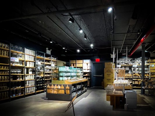 MUJI SOHO - Updated December 2024 - 105 Photos & 301 Reviews - 455 ...