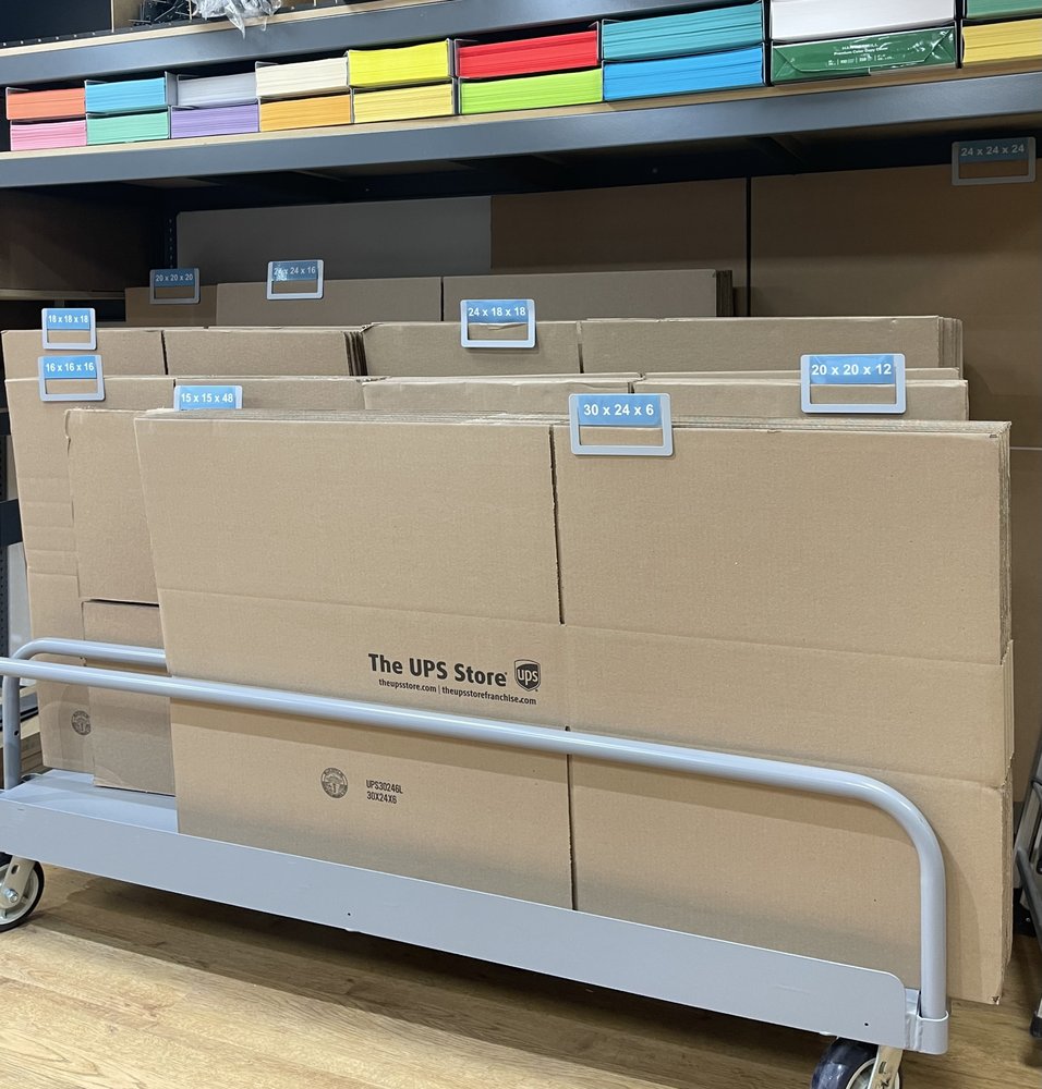 THE UPS STORE - Updated April 2026 - 10 Photos & 25 Reviews - 22922 Los ...