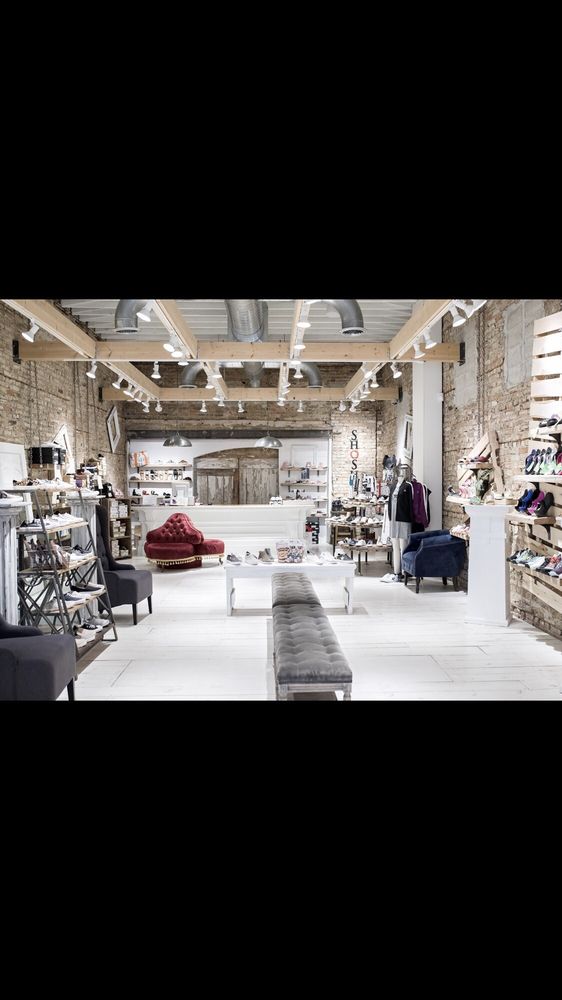 SHOSHOO - Updated May 2024 - 719 W Main St, Lake Geneva, Wisconsin ...