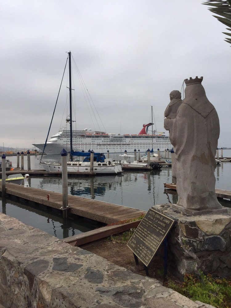 BAJA NAVAL - 10 Photos & 10 Reviews - Av. de la Marina, Ensenada, Baja ...