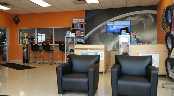 RIVER VIEW FORD - Updated December 2025 - 28 Photos & 58 Reviews - 2200 ...