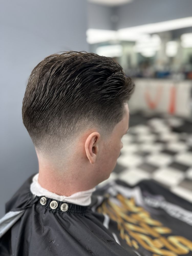 MC BARBER ESTUDIO - Updated August 2025 - Request an Appointment - 17 ...