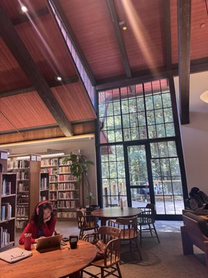 MILL VALLEY PUBLIC LIBRARY - Updated October 2025 - 77 Photos & 93 ...