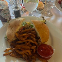 THE CAPTAIN DANIEL PACKER INNE - Updated August 2024 - 465 Photos & 687 ...