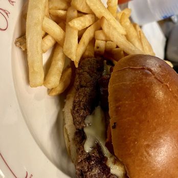 RED ROCK TAVERN - Updated July 2025 - 181 Photos & 119 Reviews - 369 ...