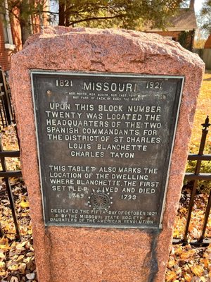 HISTORIC ST. CHARLES MAIN STREET - Updated December 2025 - 307 Photos ...