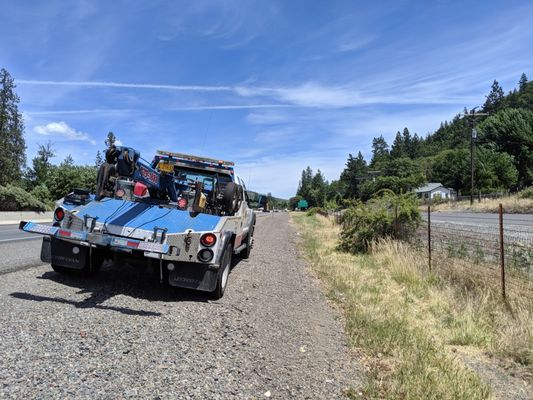 MAYNARD HADLEY TOWING - Updated July 2025 - 12 Photos & 41 Reviews ...