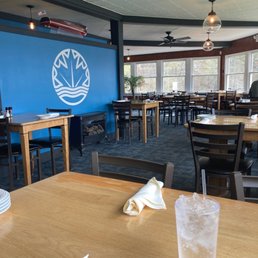 MAPLE ON THE LAKE - Updated July 2025 - 103 Photos & 90 Reviews - 141 ...
