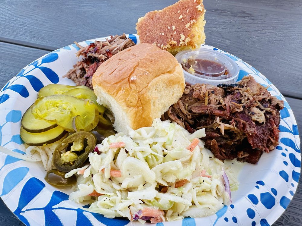 SMOKEY LIPS BBQ - Updated December 2024 - 59 Photos & 31 Reviews ...