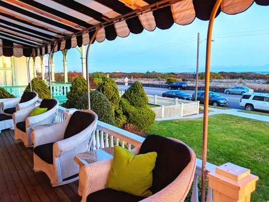 PETER SHIELDS INN & RESTAURANT - 592 Photos & 351 Reviews - Bed ...