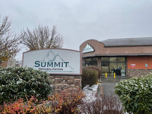 SUMMIT REHABILITATION - EVERETT - Updated January 2026 - 13 Photos - 2431 Broadway, Everett ...