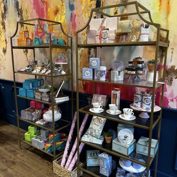 LADY YUM - TOTEM LAKE - Updated October 2025 - 69 Photos & 16 Reviews ...