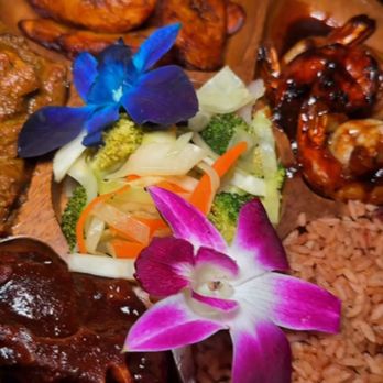 CODE RED RESTAURANT & LOUNGE - Updated July 2025 - 137 Photos & 119 ...