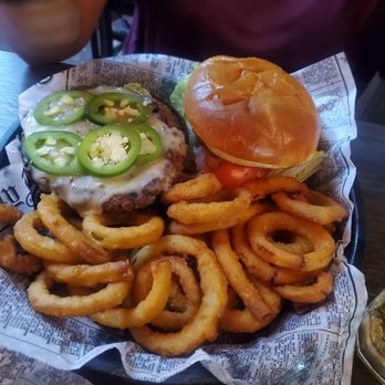 CHASERS SPORTS BAR & GRILL - Updated November 2024 - 137 Photos & 200 ...