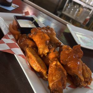 BOMBSHELLS RESTAURANT & BAR - Updated July 2025 - 155 Photos & 203 ...