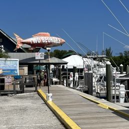 TWO GEORGES WATERFRONT GRILLE - Updated January 2025 - 737 Photos & 854 ...