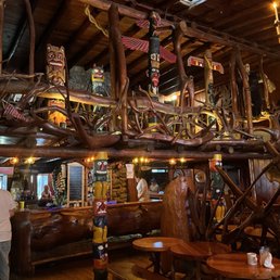 LEGS INN - Updated August 2025 - 608 Photos & 410 Reviews - 6425 N Lake ...