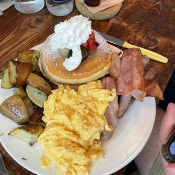 BILLY BRUNCH - Updated May 2024 - 215 Photos & 109 Reviews - Carrer de Bailèn, 115, Barcelona ...