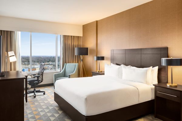 DOUBLETREE BY HILTON POINTE CLAIRE MONTREAL AIRPORT WEST - Updated December 2025 - 71 Photos ...