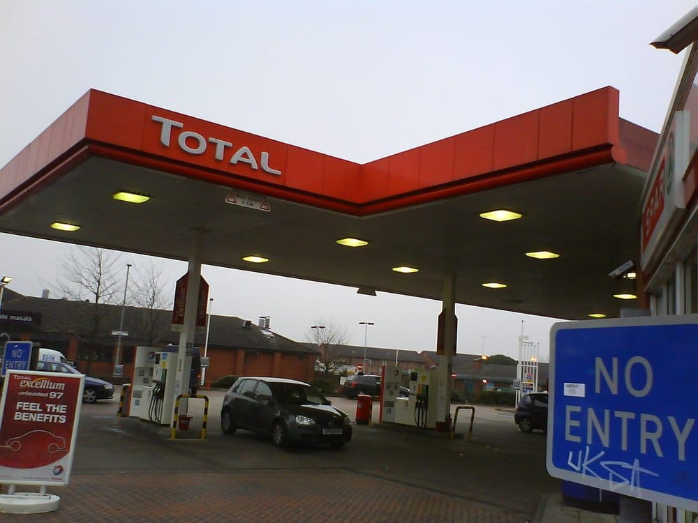 SPAR CONVENIENCE AND TOTAL GARAGE - Updated May 2024 - Wilmslow Road ...
