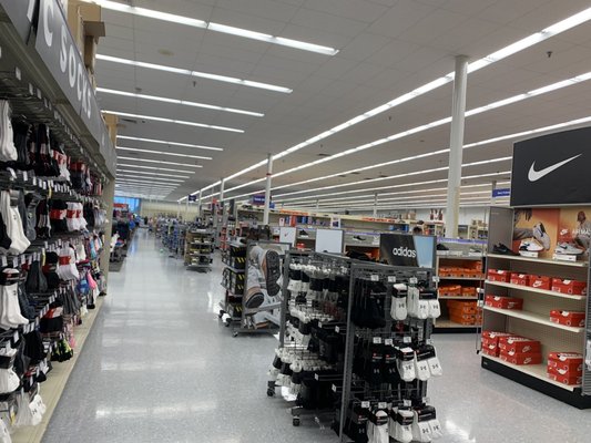 ACADEMY SPORTS + OUTDOORS - Updated May 2024 - 33 Photos & 35 Reviews ...