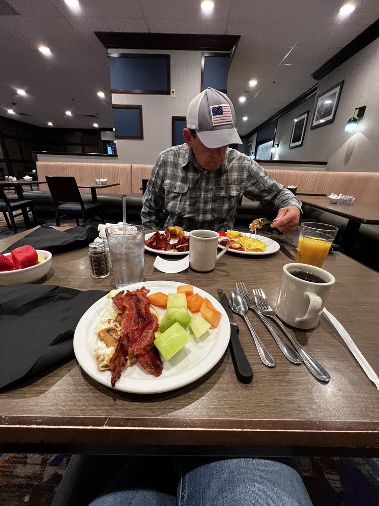 SEASONS BUFFET - Updated August 2025 - 61 Photos & 74 Reviews - 240 ...