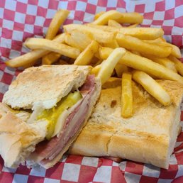 FROSTBITE ICE CREAM & MORE - Updated July 2025 - 124 Photos & 93 ...