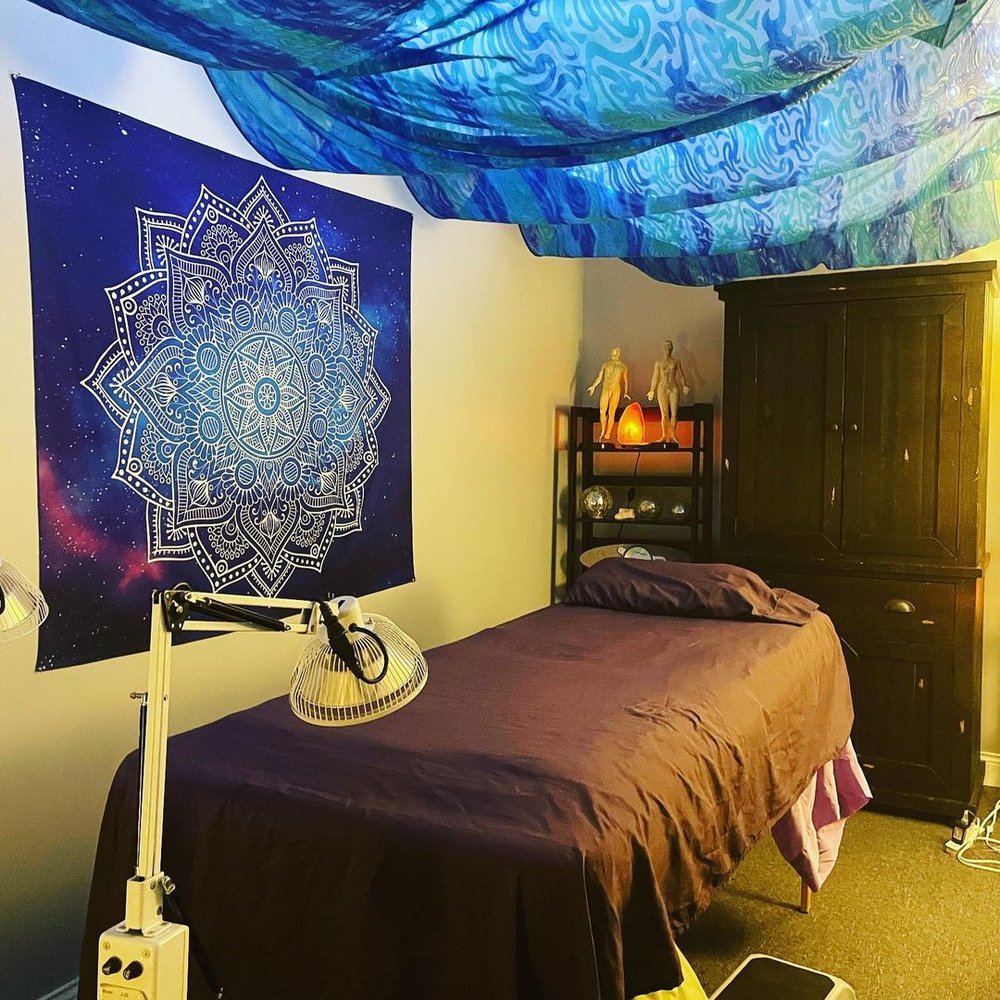 SACRED LOTUS ACUPUNCTURE AND NATURAL HEALTH - Updated June 2025 - 15 ...