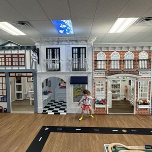 KIDS EMPIRE BRADENTON - Updated November 2025 - 29 Photos - 701 Cortez ...