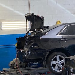 BURBANK COLLISION CENTER - 115 Photos & 119 Reviews - Body Shops - 604 ...