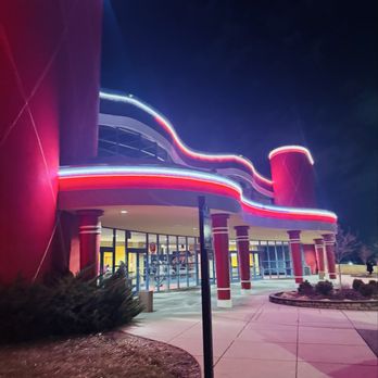 MARCUS ST. CHARLES CINEMA - Updated December 2025 - 97 Photos & 110 ...