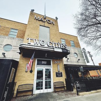 TWO CITIES PIZZA COMPANY - Updated July 2025 - 757 Photos & 970 Reviews ...