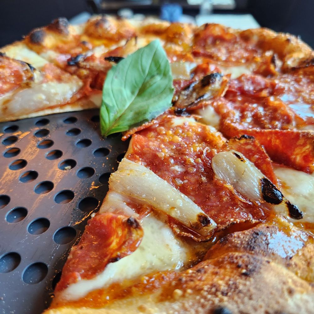 L Internazionale Di Ferrara Pizza PIZZANA Updated May 2025 1724