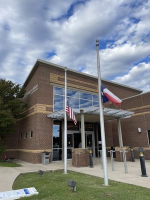 VALLEY RANCH LIBRARY - Updated December 2025 - 21 Photos & 30 Reviews ...