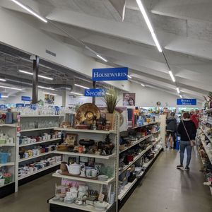 ACT II CONSIGNMENT BOUTIQUE - Updated August 2025 - 14 Reviews - 10253 ...