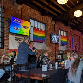 NYNE BAR AND BISTRO - Updated December 2025 - 60 Photos & 82 Reviews ...