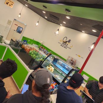 MACACO SPICY CHICKEN SANDWICHES - Updated October 2024 - 46 Photos & 65 ...