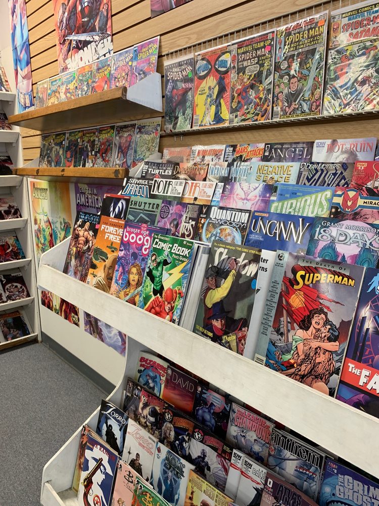 COLLECTOR’S CORNER - 700 E Glenn Ave, Auburn, Alabama - Comic Books ...