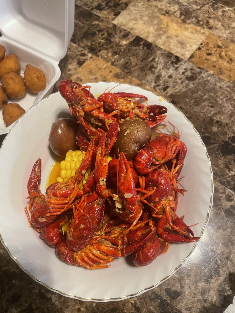 CS CAJUN SEAFOOD HOUSE - Updated May 2024 - 13 Photos & 10 Reviews ...