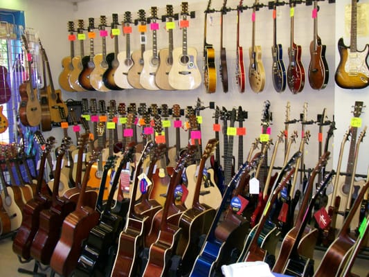 TWANG GUITARS - Updated August 2025 - 94 High Street, London, United ...