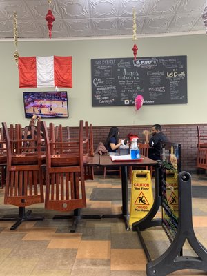 EL MAMUT - Updated February 2025 - 71 Photos & 61 Reviews - 91 Broadway ...