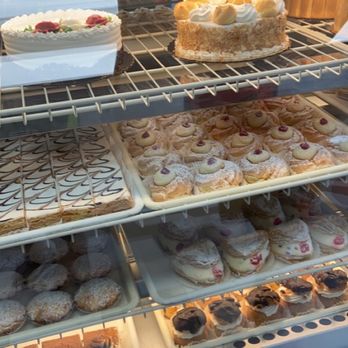 ITALIAN BAKERY - Updated July 2024 - 103 Photos & 90 Reviews - 82 E ...