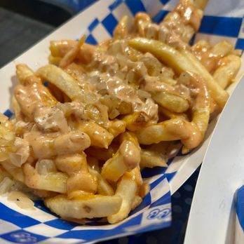 BURGER BODEGA - Updated July 2024 - 673 Photos & 383 Reviews - 4520 ...