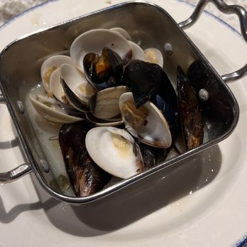 LINE & LURE SEAFOOD KITCHEN & TAP - Updated December 2025 - 535 Photos ...