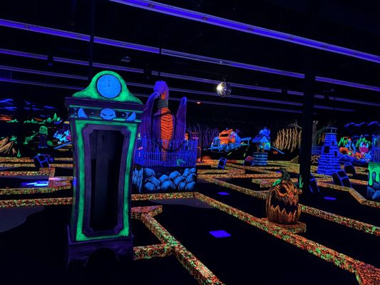 MONSTER MINI GOLF MONROE - Updated October 2025 - 19 Photos - 114 E ...