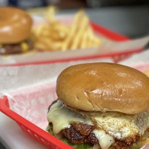 SLAP BURGER BAR - Updated April 2025 - 47 Photos & 38 Reviews - 105 Ave ...