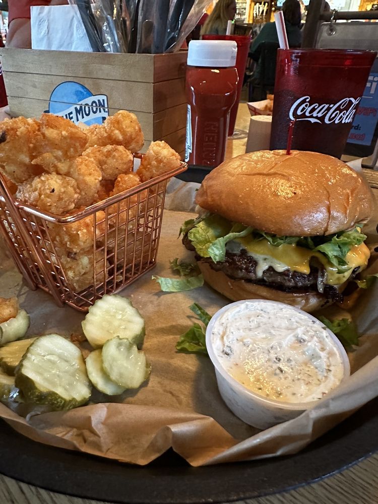 THE STILL BAR & GRILL - Updated June 2025 - 18 Reviews - W8995 Big Bass ...