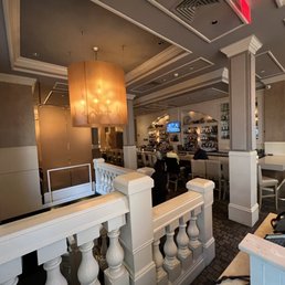 MOOO BEACON HILL - Updated December 2025 - 1598 Photos & 1165 Reviews ...