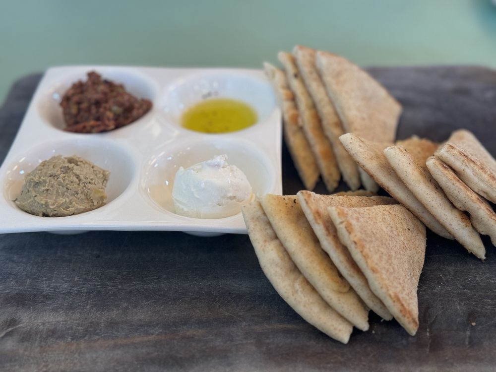 SHUGA’S - Updated May 2025 - 1465 Photos & 2026 Reviews - 702 S Cascade ...